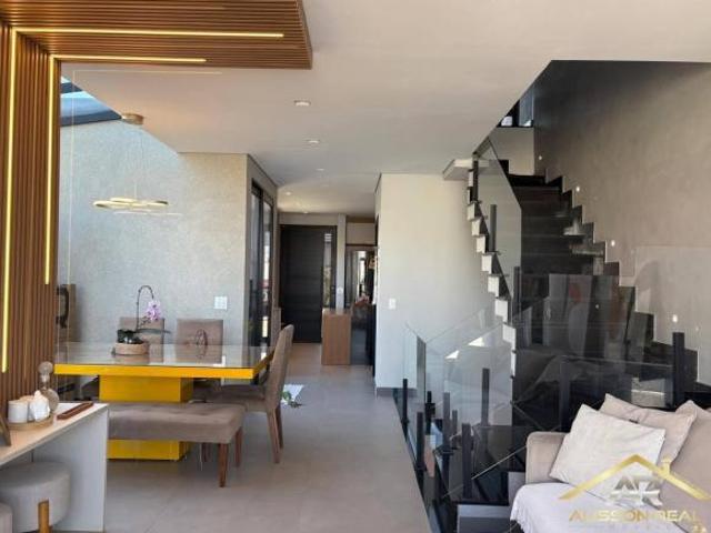 Casa de condomínio de 170m² com 2 Quartos, 1 Suíte e 2 Vagas em Cotia/SP