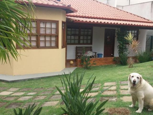 Casa de Condomínio de 4 quartos, 230m² no bairro São Pedro, em Juiz de Fora