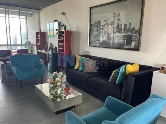 Casa de condomínio de luxo à venda em Itupeva SP, 3 quartos, 2 suítes, 2 salas, 3 banheiros, 4 vagas