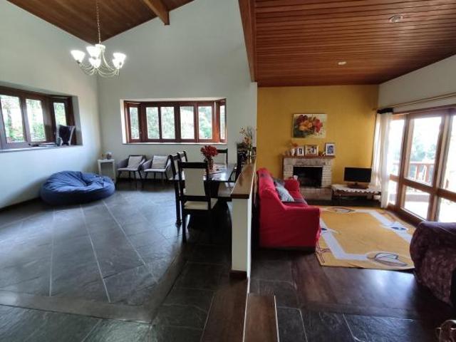 Casa de Condomínio de Luxo em Cotia SP, Parque Dom Henrique 5 Quartos, 1 Suíte, 5 Banheiros, 3 Vaga
