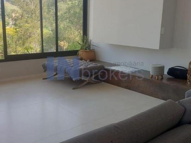 Casa de Condomínio de Luxo em Jundiaí SP, Localizada no Bairro Capital Ville 3 Quartos, 3 Suítes