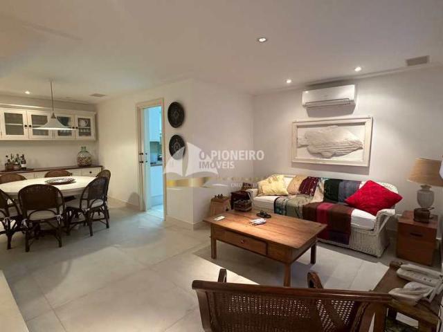 Casa de condomínio, disponível para locação anual em Juquehy!