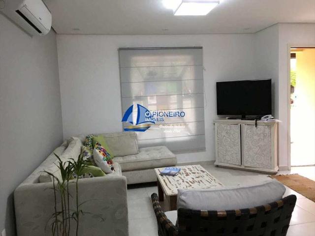 Casa de condomínio disponível para locação anual em Juquehy