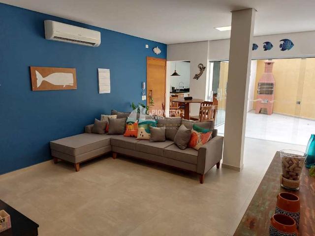 Casa de condomínio, disponível para locação anual, em Juquehy