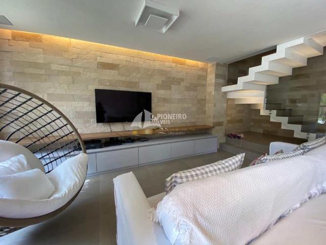 Casa de condomínio, disponível para venda e locação em Juquehy