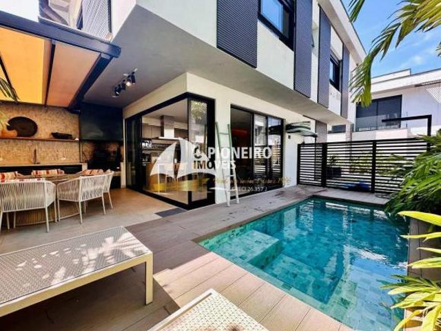 Casa de condomínio disponível para venda em Cambury