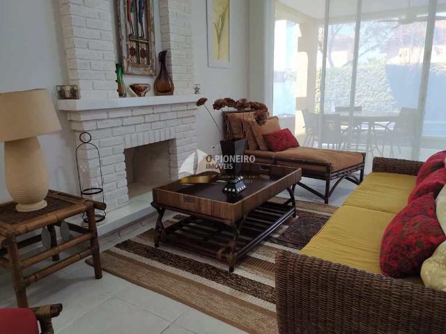 Casa de condomínio, disponível para venda em Juquehy
