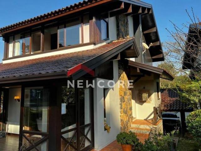 Casa de condomínio em 25 de julho Casa 1 LAGO NEGRO Gramado/RS
