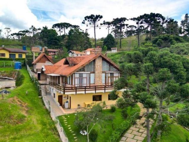 Casa de condomínio em Campos do Jordão