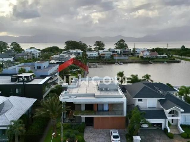 Casa de condomínio em Capão da Canoa Centro Capão da Canoa/RS