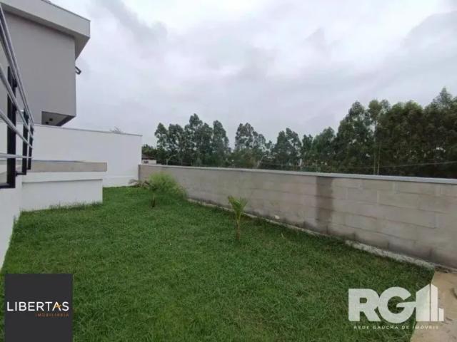 Casa de Condomínio em Centro