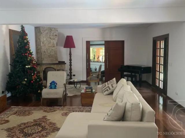 Casa de Condomínio em Chácara das Candeias Carapicuíba, SP