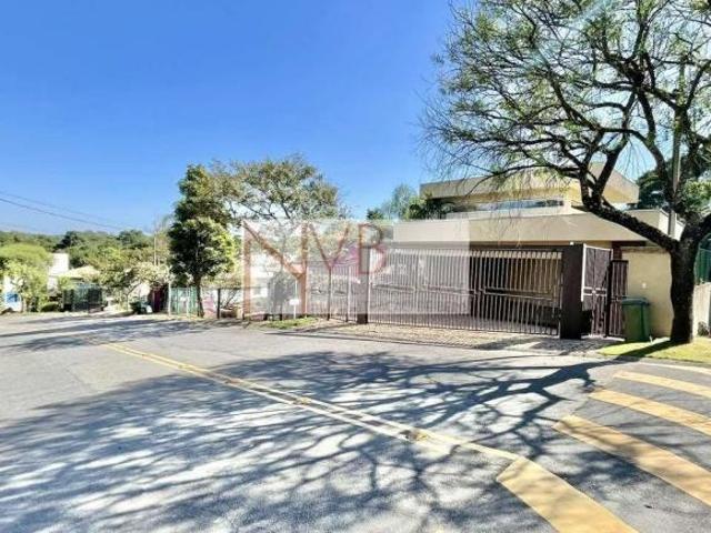 Casa de Condomínio em Chácara Moinho Velho Carapicuíba