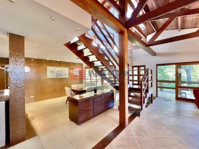 Casa de Condominio em Águas da Fazendinha Carapicuíba Código 1194