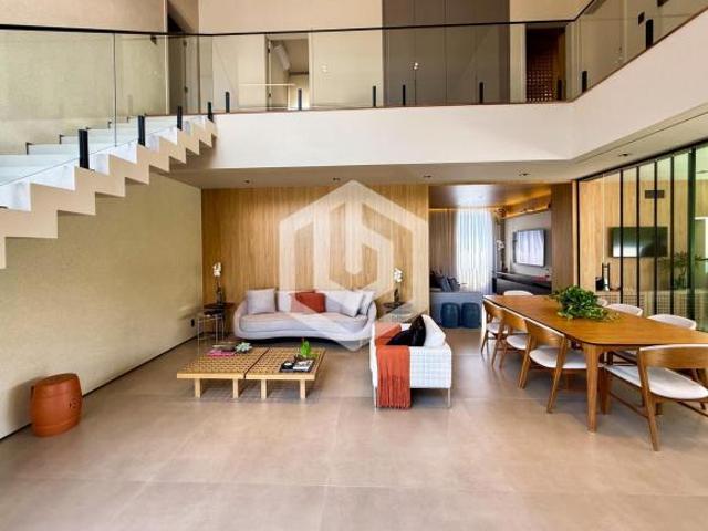 Casa de Condomínio em Aglomeração Urbana de Jundiaí Jundiaí, SP por 4.500.0.