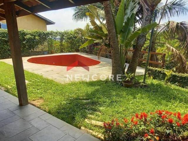 Casa de condomínio em Alameda Alemanha Residencial Euroville Carapicuíba/SP