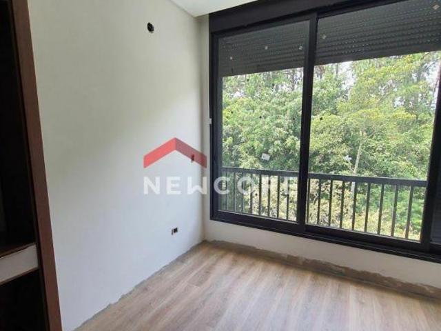 Casa de condomínio em Alameda Cambará Jardim do Golf I Jandira/SP