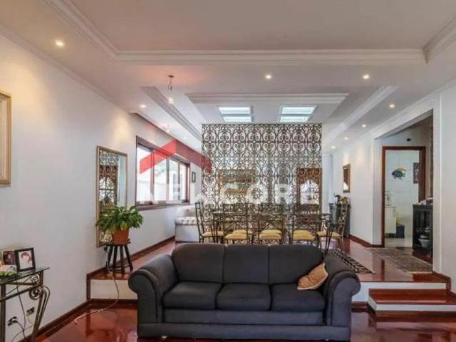 Casa de condomínio em Alameda Corvina Alphaville Santana de Parnaíba/SP