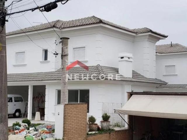 Casa de condomínio em Alameda das Begônias Morada das Flores Aldeia da Serra Santana de Parna