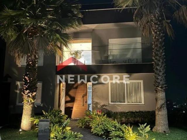 Casa de condomínio em Alameda dos Iburanas Alphaville Santana de Parnaíba/SP