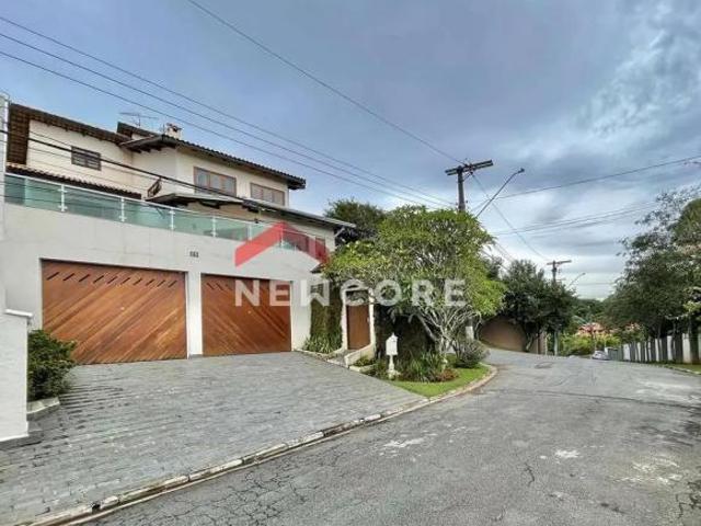 Casa de condomínio em Alameda Ipês Terras do Madeira Carapicuíba/SP