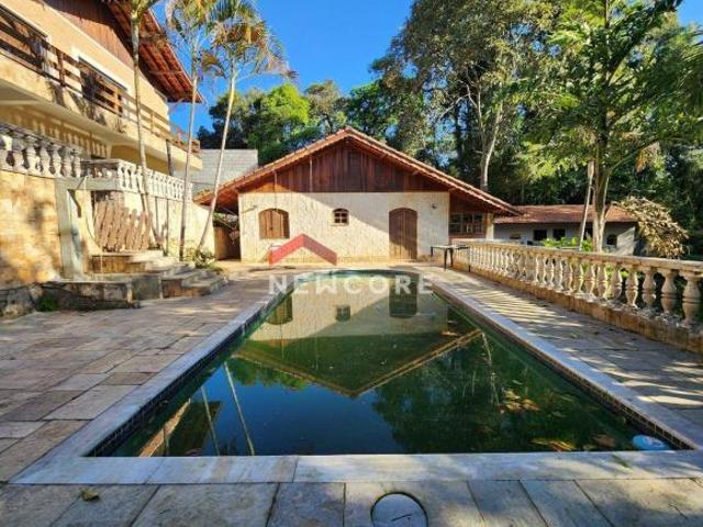 Casa de condomínio em Alameda Itatiaia Serra da Cantareira Mairiporã/SP