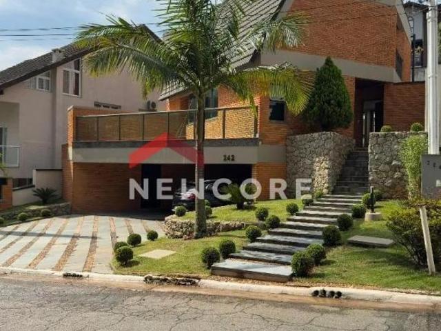 Casa de condomínio em Alameda Jaspe Alphaville Santana de Parnaíba/SP