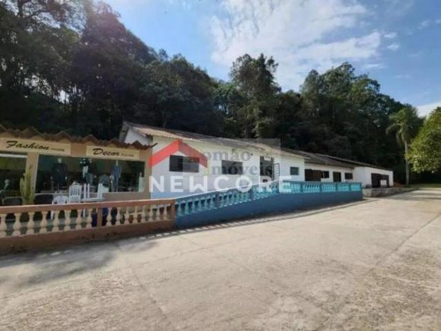 Casa de condomínio em Alameda José Jabali Barreiro Mairiporã/SP