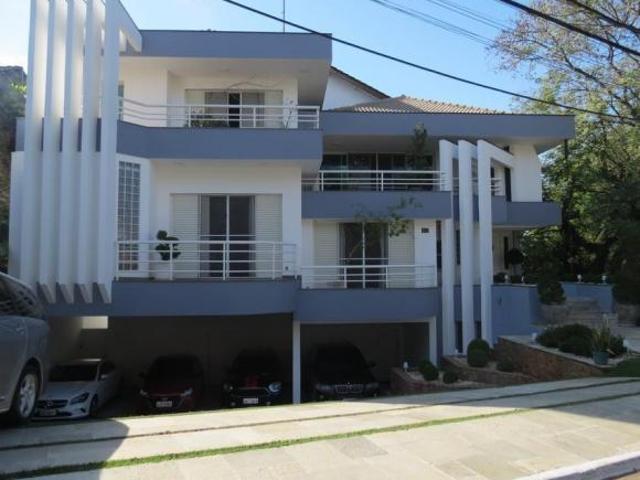 Casa de condomínio em Alameda Juriti Alphaville Santana de Parnaíba/SP