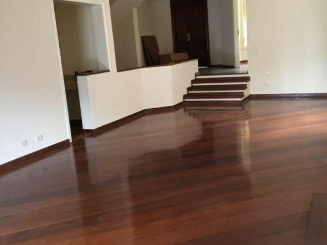 Casa de condomínio em Alameda Piratinins Alphaville Santana de Parnaíba/SP