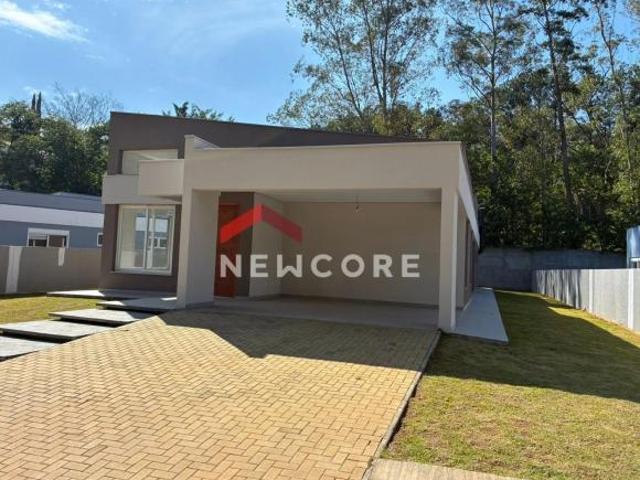 Casa de condomínio em Alameda Suíça Residencial Euroville Carapicuíba/SP