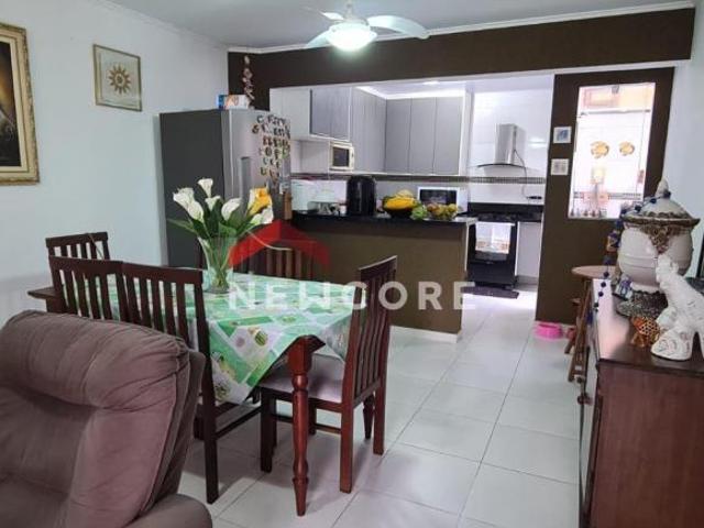 Casa de condomínio em Avenida Tomé de Souza Centro Bertioga/SP