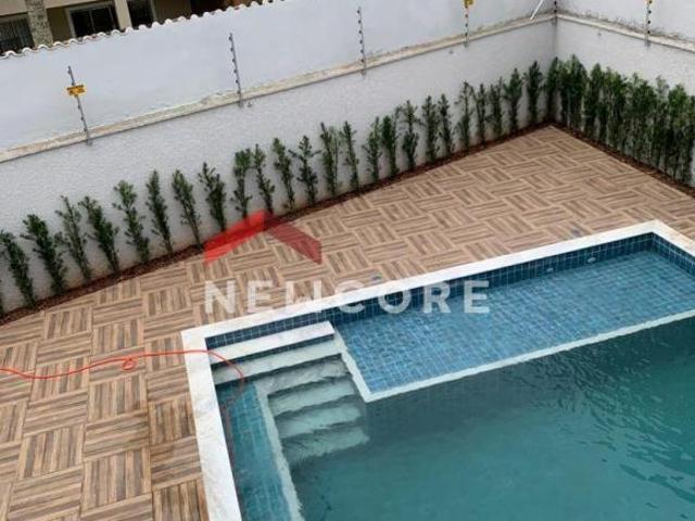 Casa de condomínio em avenida Albert sabin Jardim São Fernando Itanhaém/SP