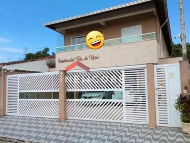 Casa de condomínio em Avenida Angelo Perino Maracanã Praia Grande/SP