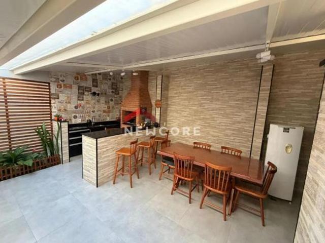 Casa de condomínio em Avenida Antônio Frederico Ozanan Jardim Shangai Jundiaí/SP
