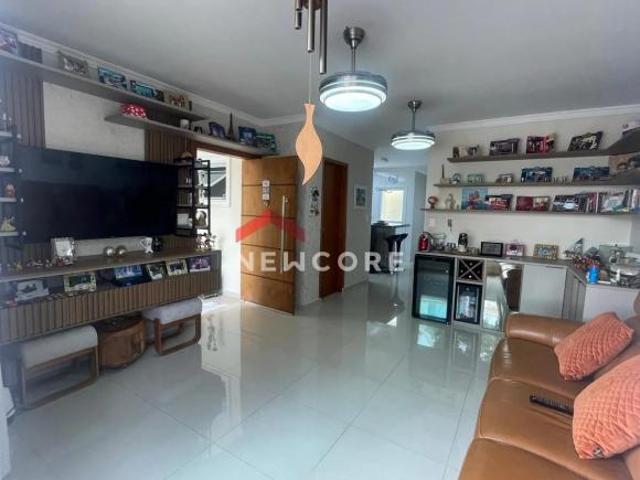 Casa de condomínio em Avenida Benjamin Harris Hunnicutt Portal dos Gramados Guarulhos/SP