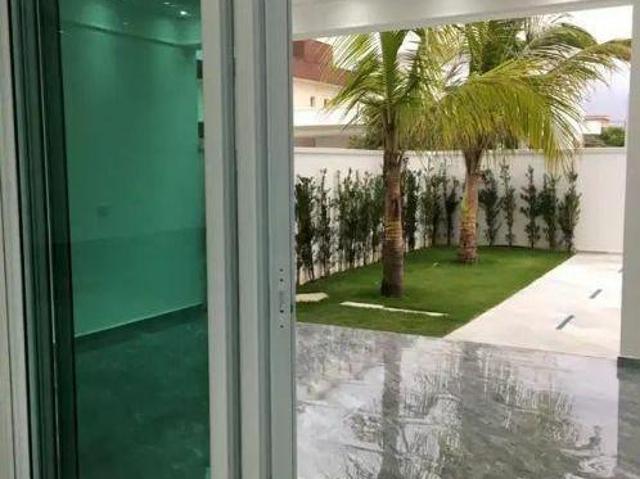 Casa de condomínio em Avenida Bougainvillee Maitinga Bertioga/SP