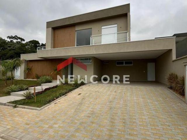 Casa de condomínio em Avenida Carlos Alberto Garbuglio Granja Viana Cotia/SP