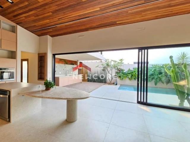 Casa de condomínio em Avenida Comendador José da Silva Martha Vila Santista Bauru/SP