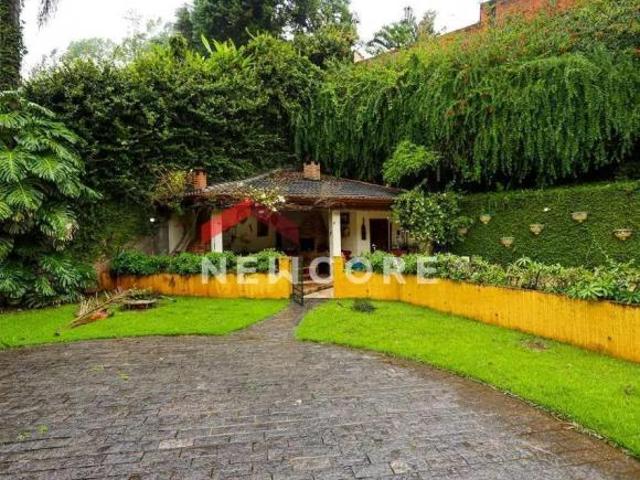 Casa de condomínio em Avenida das Palmas Granja Viana II Cotia/SP