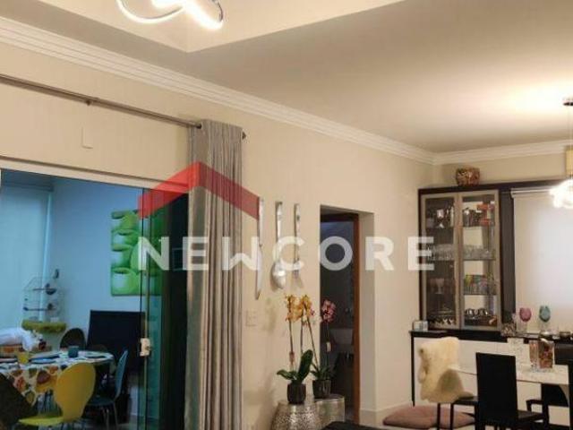 Casa de condomínio em Avenida Doutor Gastão Vidigal Jardim Leblon Maringá/PR