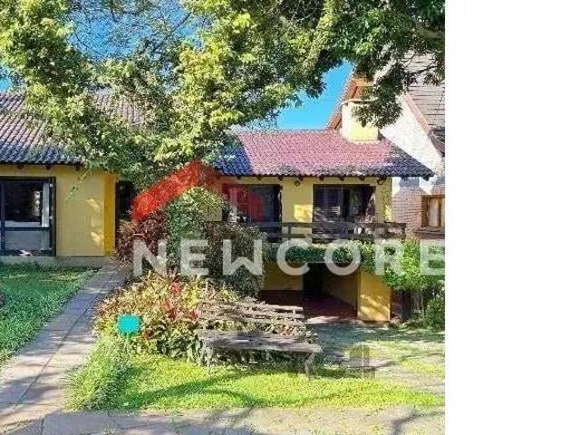 Casa de condomínio em Avenida Firmino Octávio Bimbi Cavalhada Porto Alegre/RS