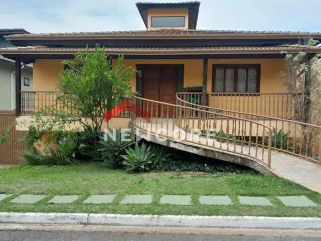 Casa de condomínio em Avenida Humberto Cereser Caxambu Jundiaí/SP