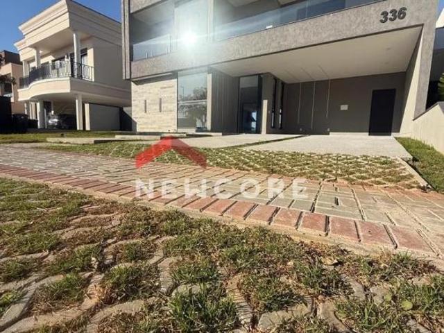 Casa de condomínio em Avenida Paisagem Cidade Tamboré Santana de Parnaíba/SP