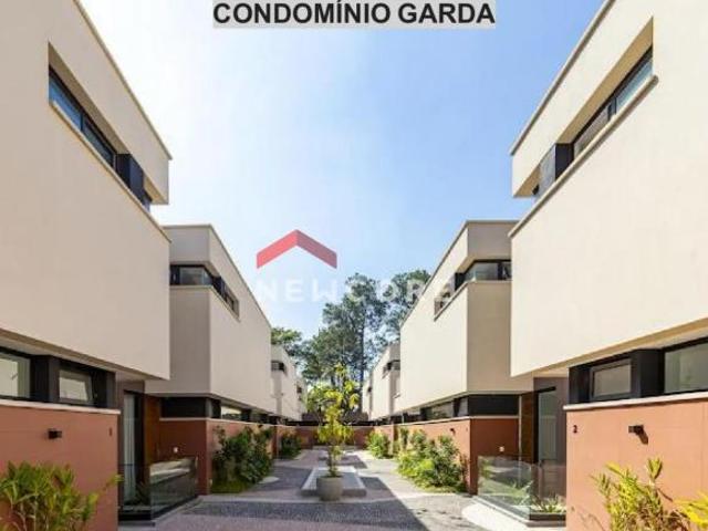 Casa de condomínio em Avenida Professor Rubens Gomes de Souza Jardim Cordeiro São Paulo/SP