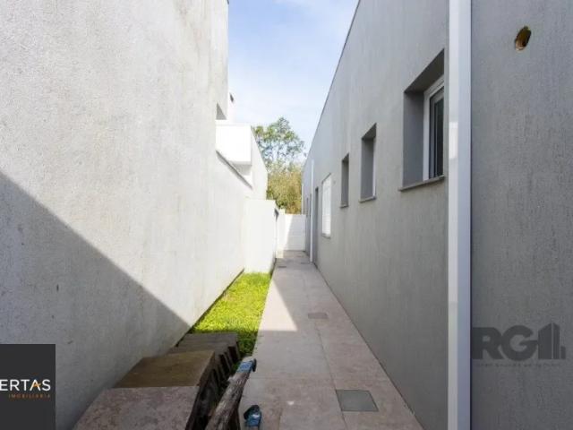 Casa de Condomínio em Belém Novo