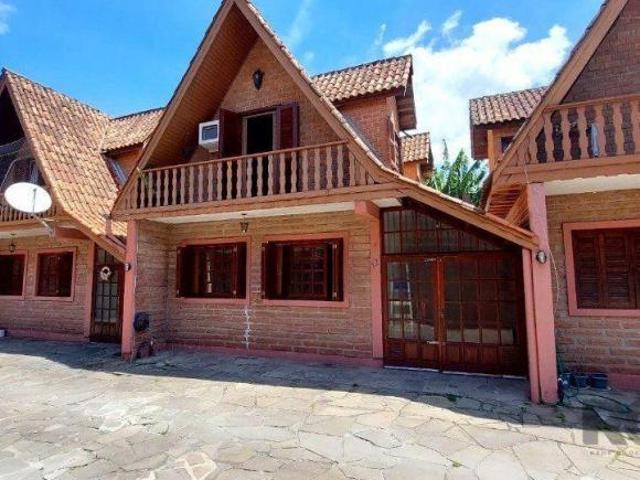 Casa de Condomínio em Glória