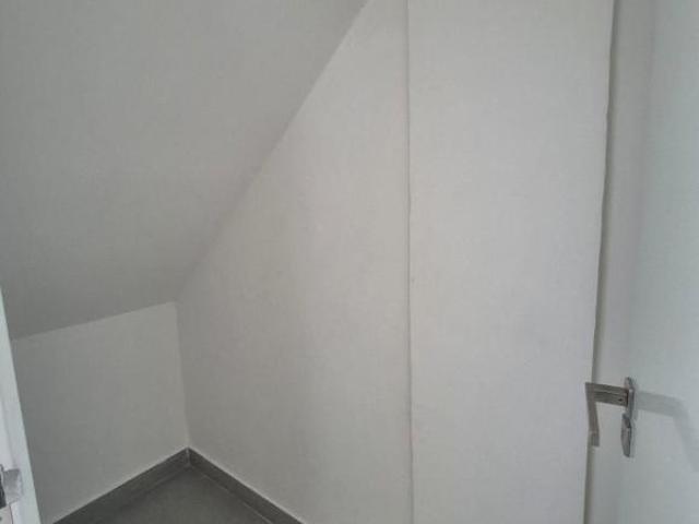 Casa de Condominio em Guilhermina Praia Grande, SP