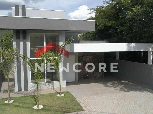Casa de condomínio em Estrada dos Pires Chácaras Maringá Atibaia/SP