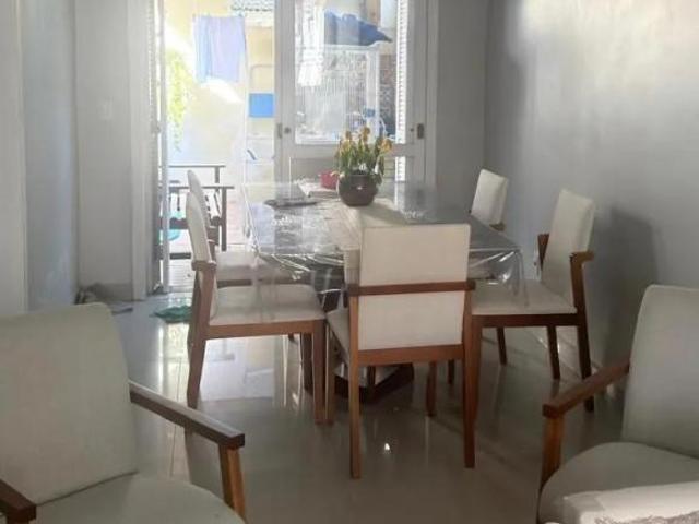 Casa de Condomínio em Hípica